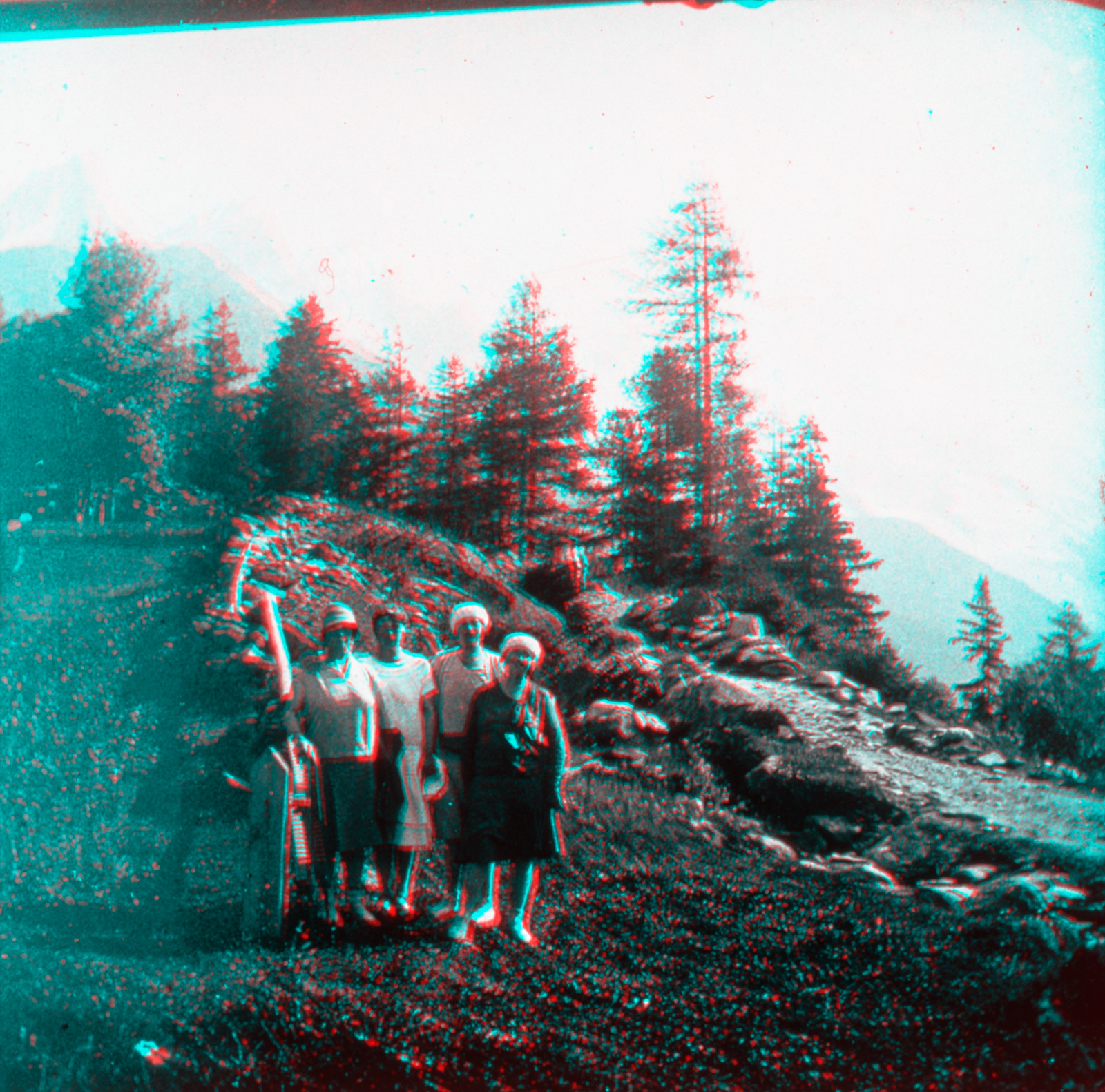 Puthon Collection Box 2: Climbing Higher in 1929 | Brooklyn Stereography
